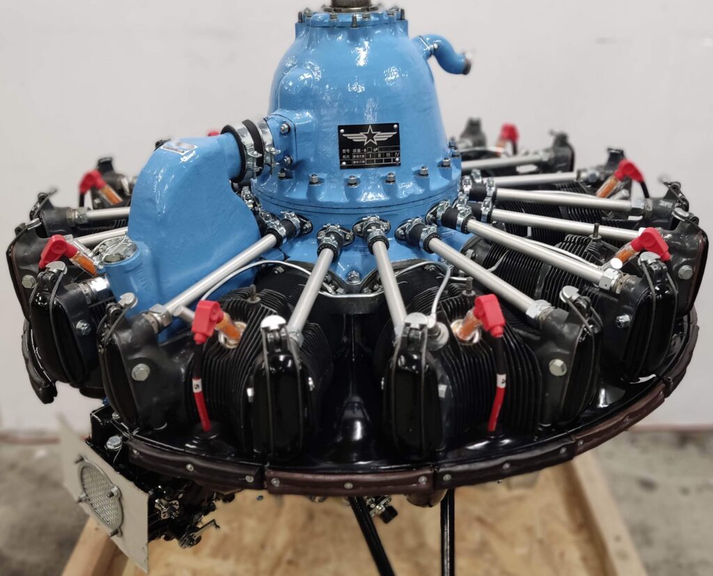 Overhauling the HS-6 engine | Richard Goode Aeros