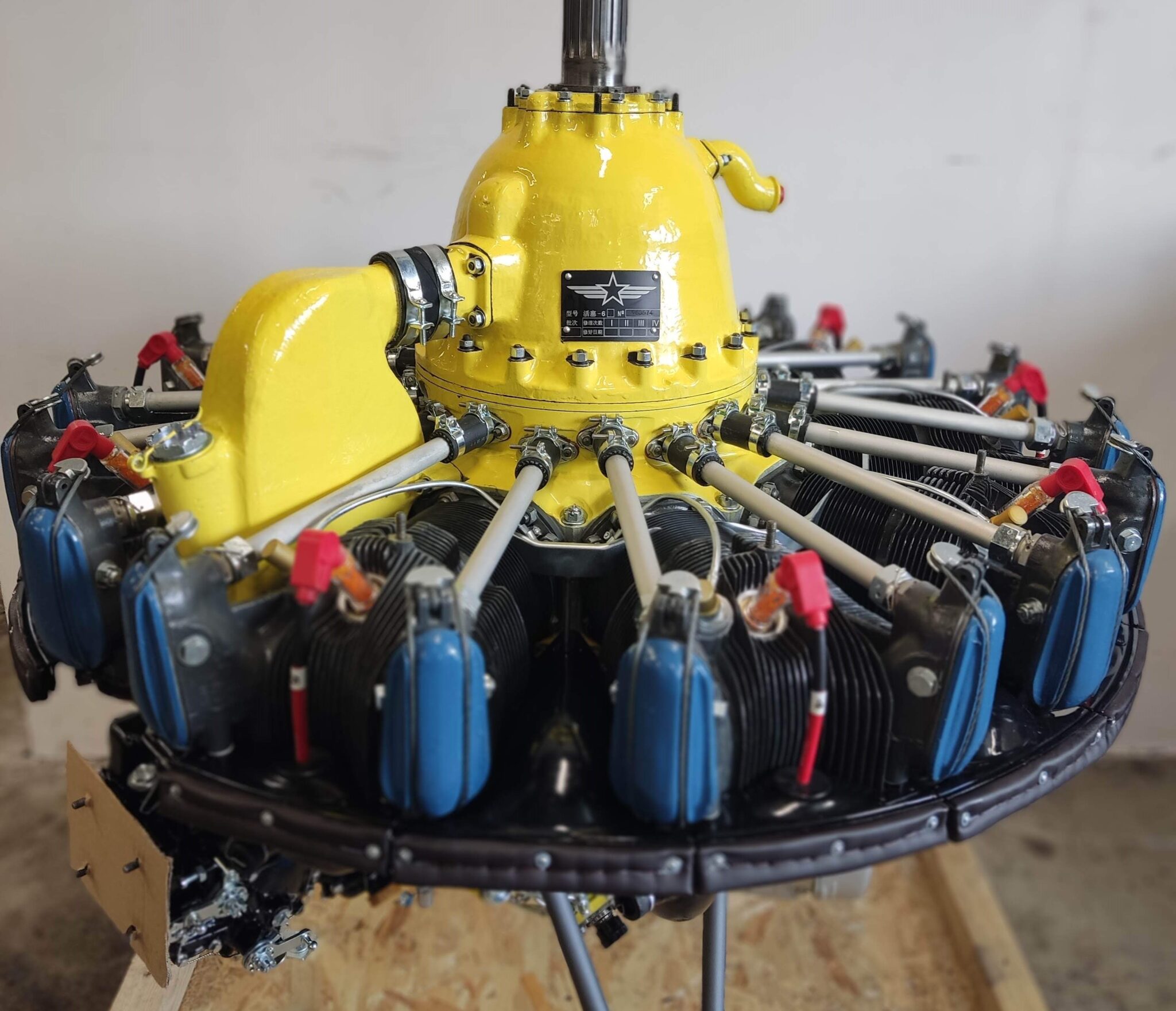 Overhauling the HS-6 engine | Richard Goode Aeros